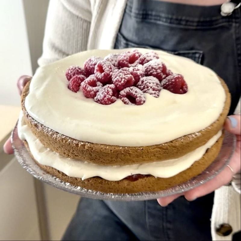 Vegan Scone Cake| Flora